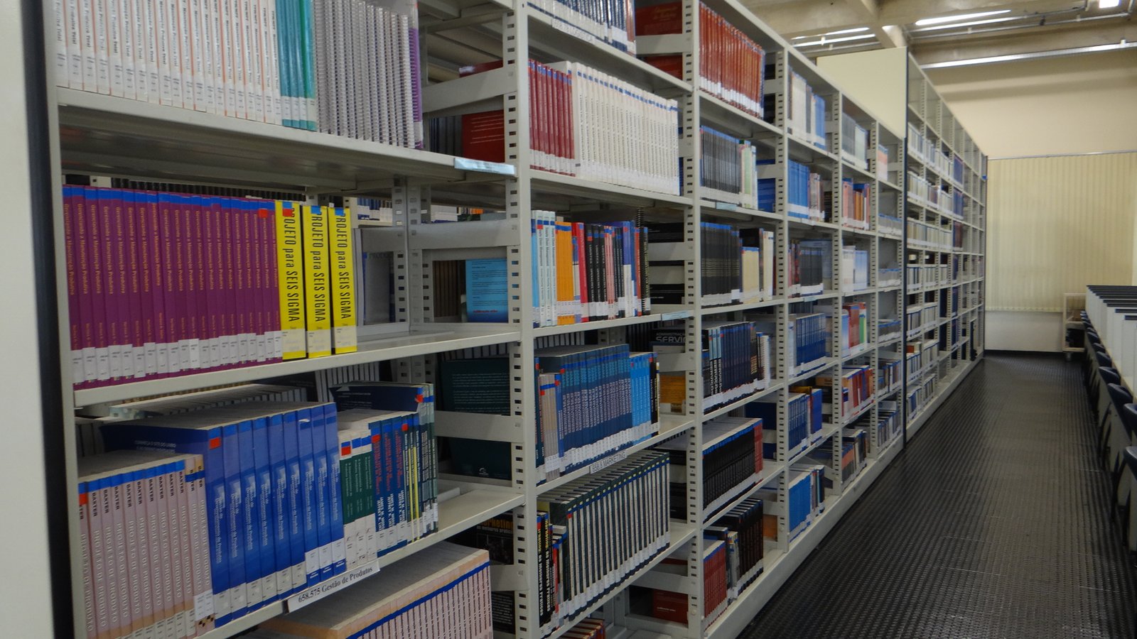Biblioteca – Esamc Uberlândia
